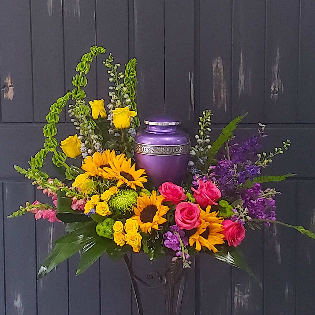 Over the Rainbow Urn Surround in Cambridge, MN | Cambridge Floral
