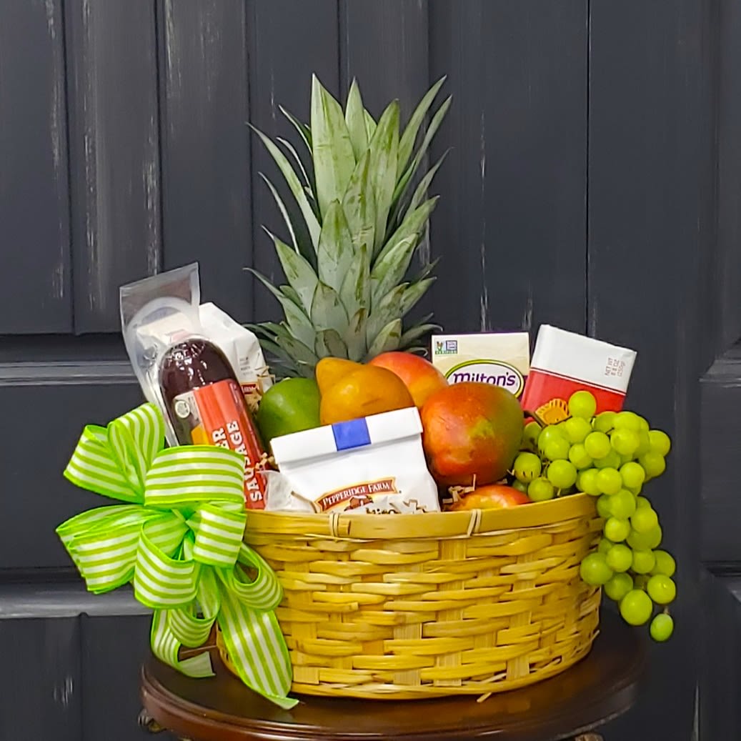 Delicious Delights Basket in Cambridge, MN | Cambridge Floral