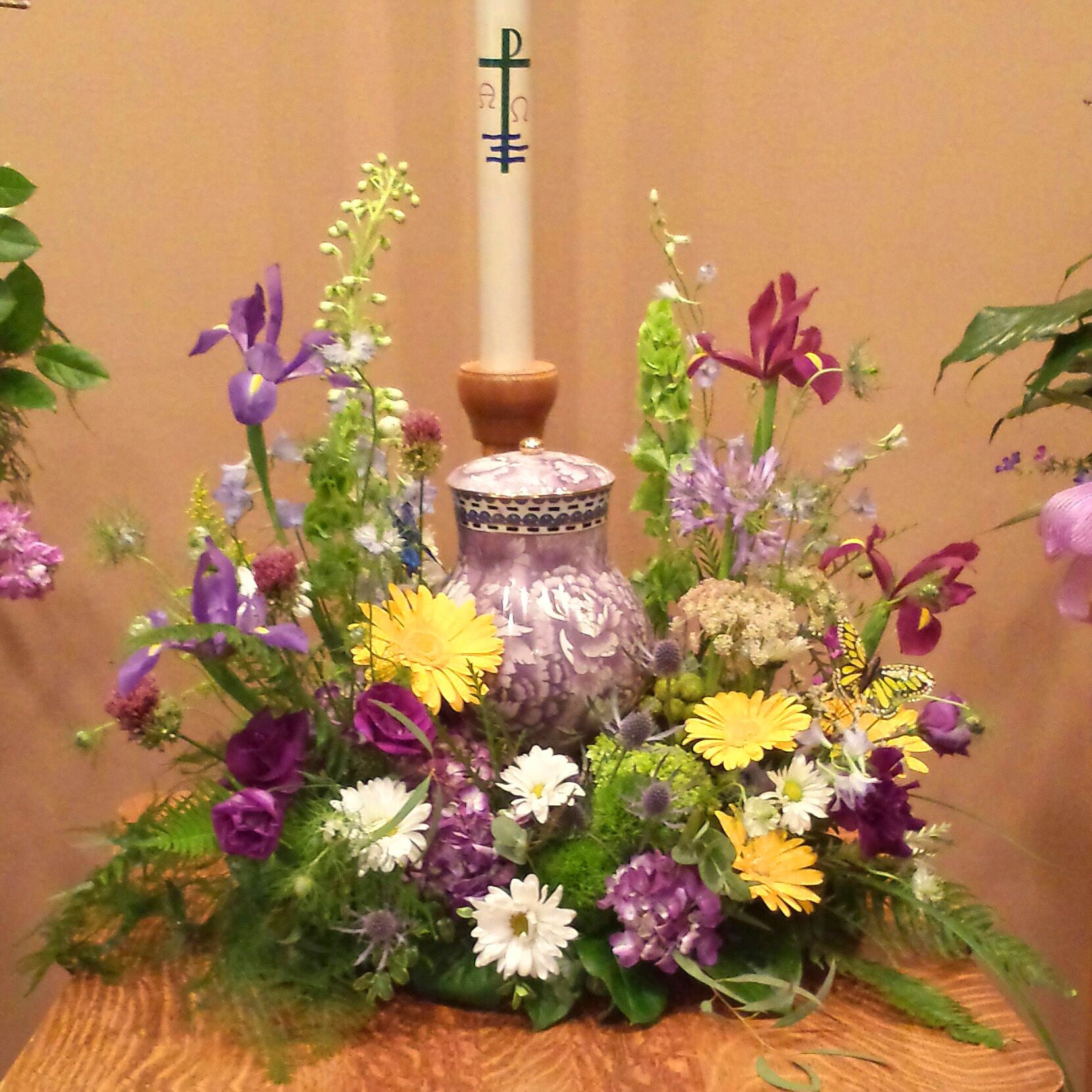 Lavender Meadows Urn Surround in Cambridge, MN | Cambridge Floral