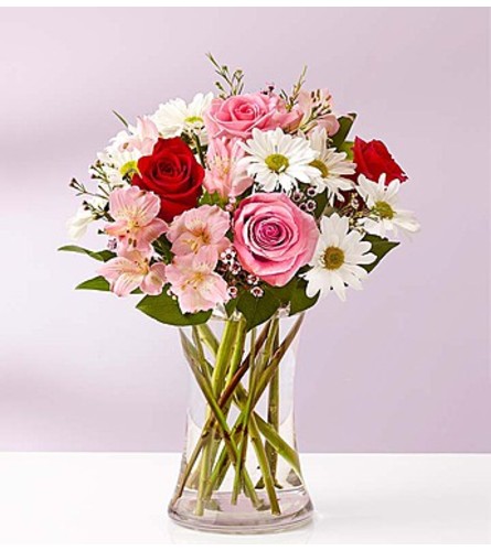 Sentimental Valentine™ - Wilmington, DE Florist