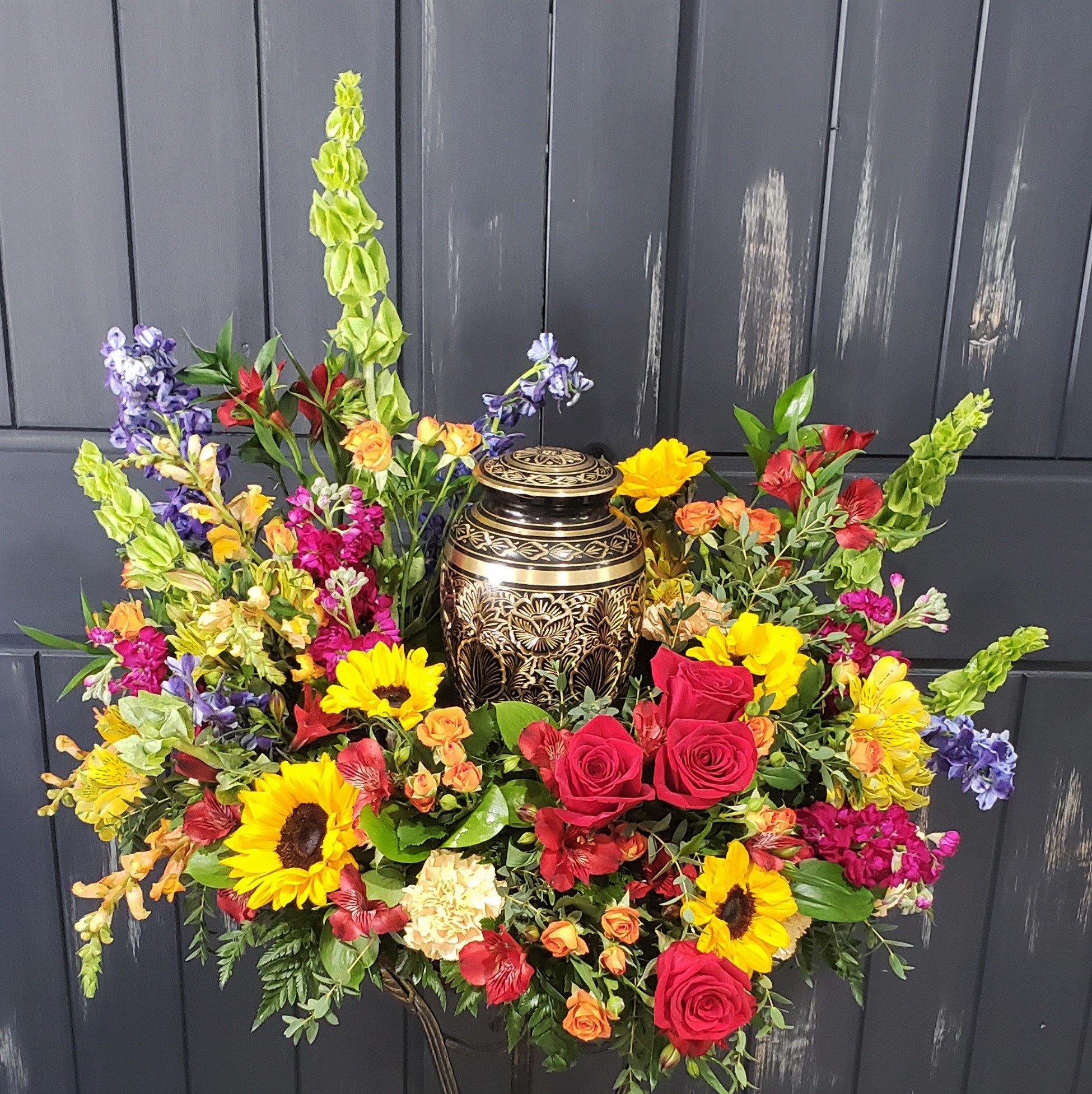 Loving Thoughts Urn Surround
