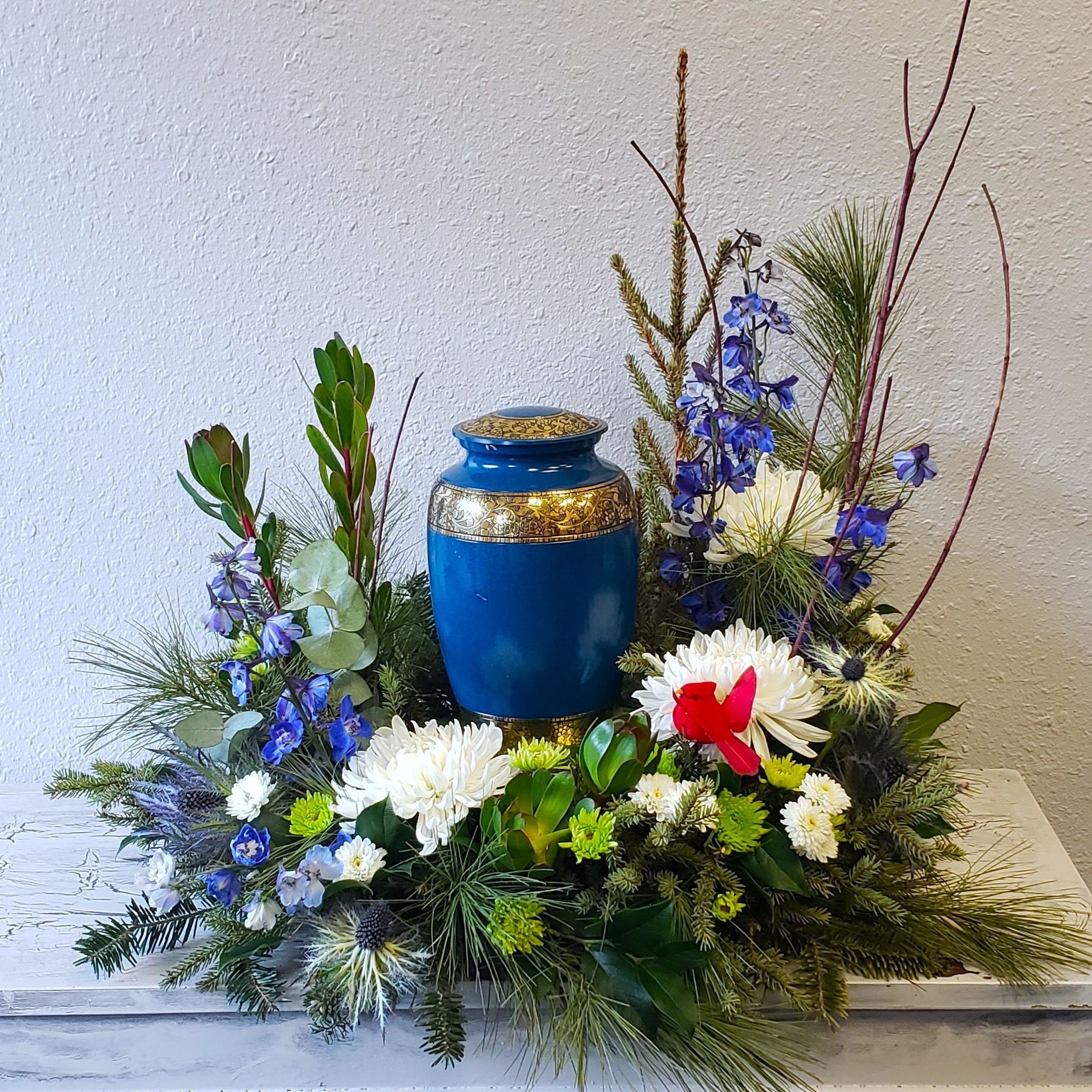 Cardinal Sighting Urn Surround Flower Delivery Cambridge MN - Cambridge ...
