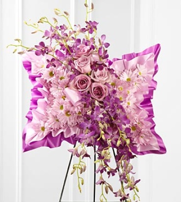 Sympathy Floral Pillows | Elegant Funeral Flower Tributes | Reynolds ...