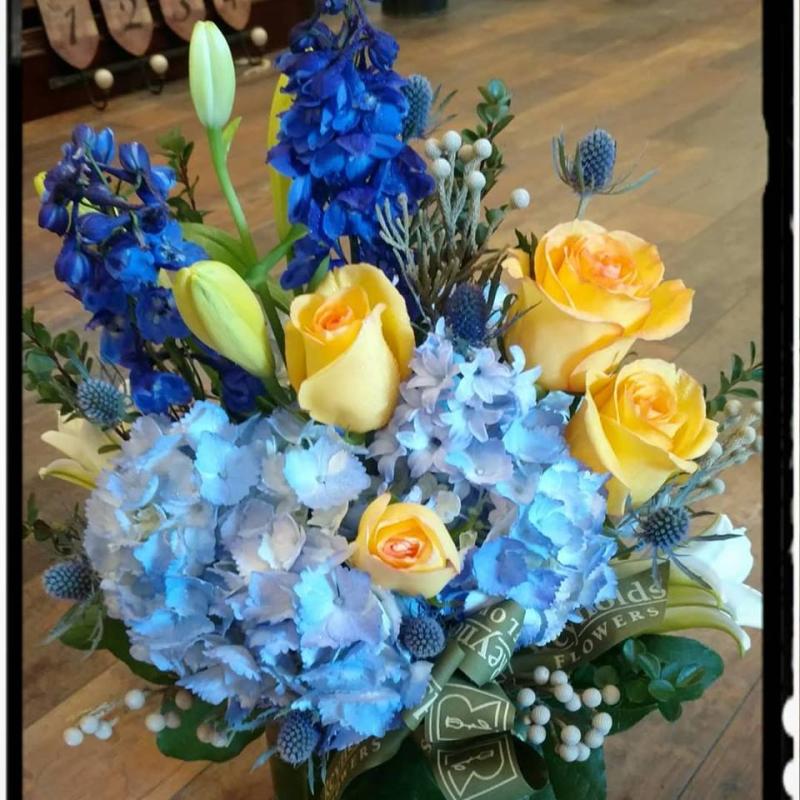 To You with Compliments : Middleboro, MA Florist, Wine & Gift Shop ...