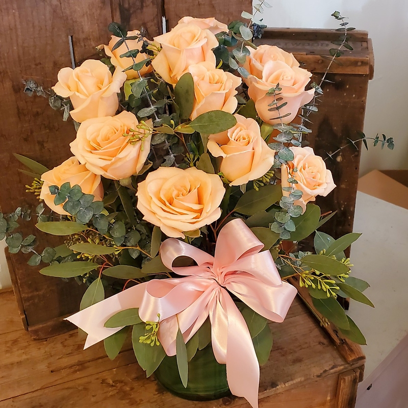 Dozen Peach Roses with Eucalyptus : South Shore MA Florist & Wine ...
