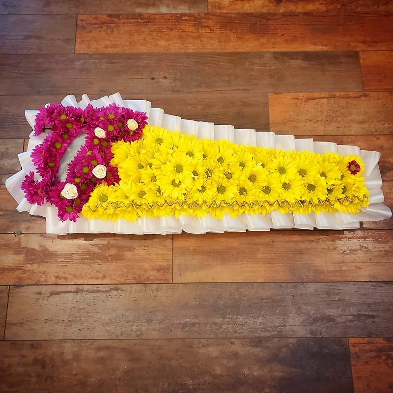 Carpenter's Hand Saw in Purple and Yellow : Middleboro, MA Florist ...