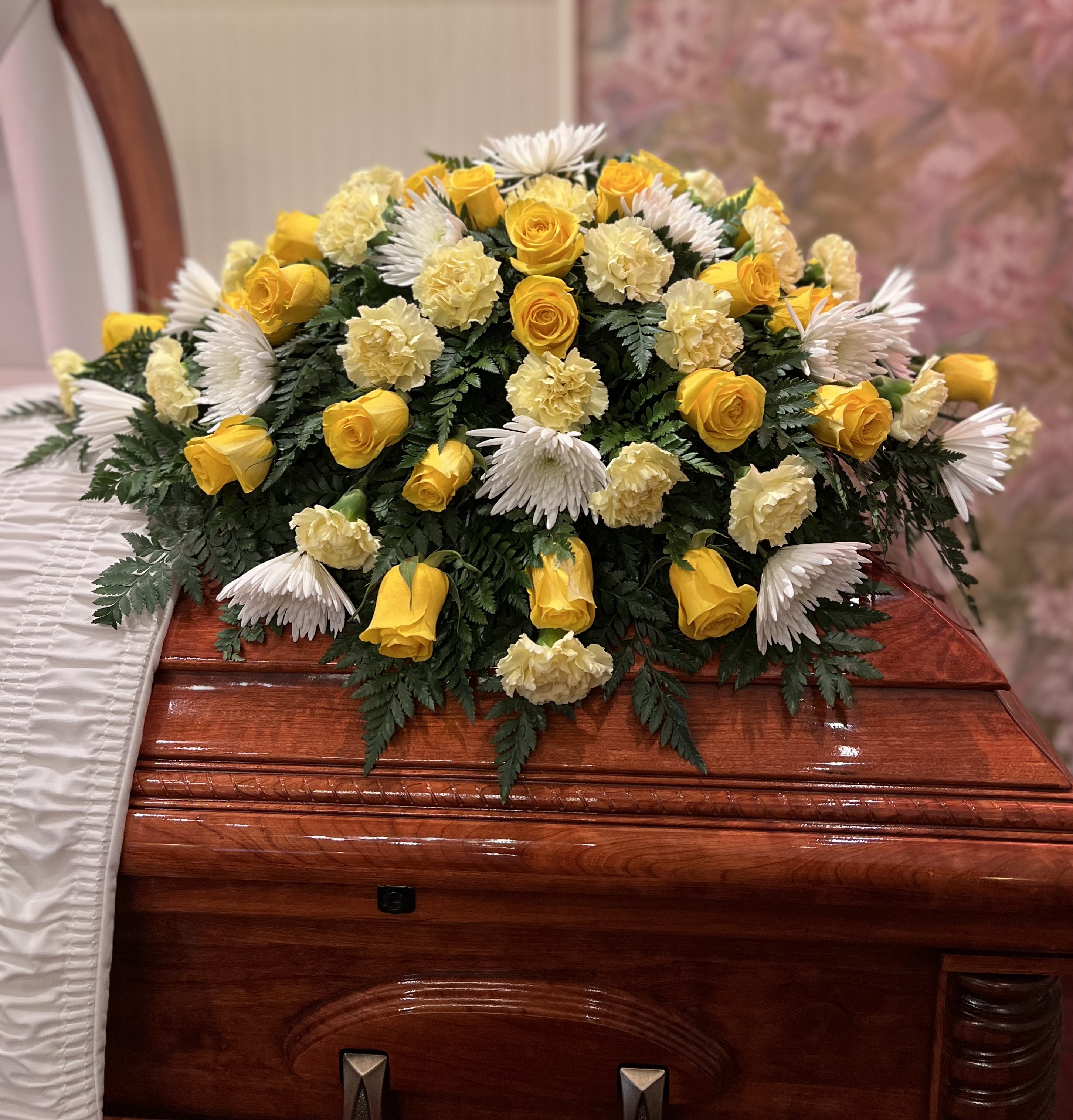 Classic Yellow Flower Delivery San Bruno CA - San Bruno Flower Fashions