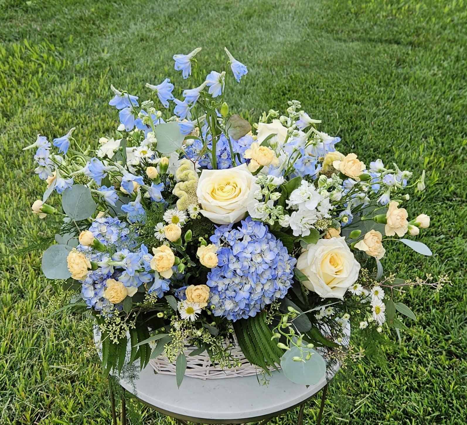 Gentle Waves of Comfort Flower Delivery Wilmington MA - Designs By Don ...