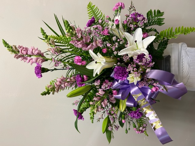 Royally Heartfelt Tribute Flower Delivery Ravena NY - Janine's Floral ...