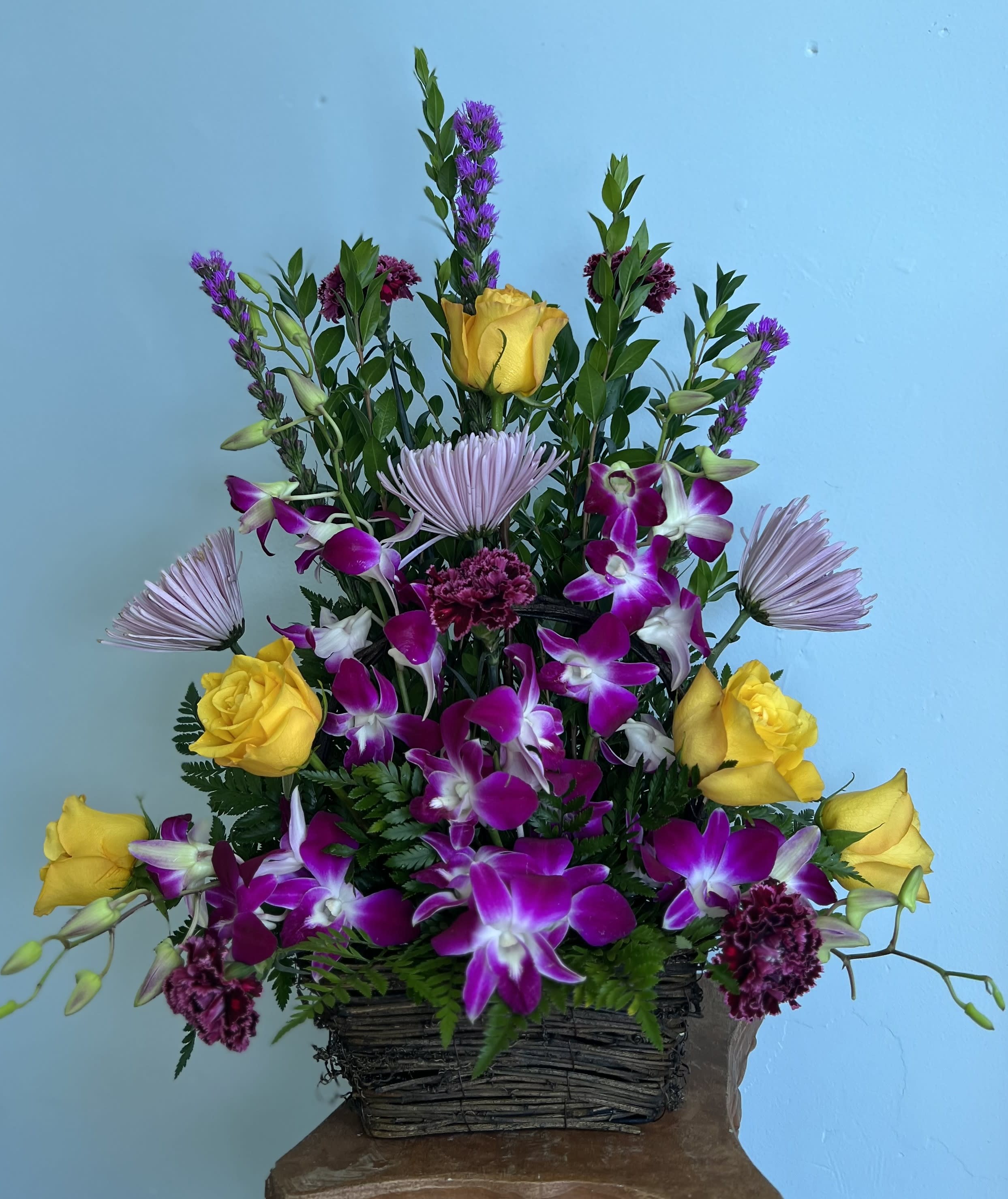 In Memoriam Flower Delivery San Bruno CA - San Bruno Flower Fashions