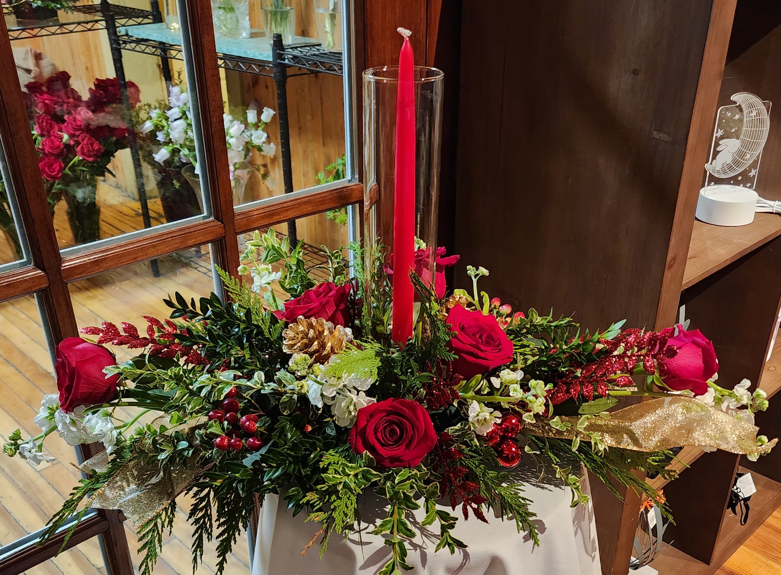 Hurricane Globe Flower Delivery Waterville ME - Waterville Florist ...