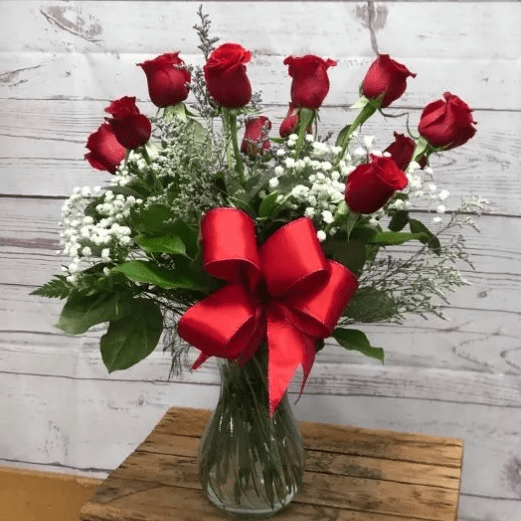 Red Roses in Clear Vase, Dozen or 2 Dozen in Edwardsville, IL | Goff ...