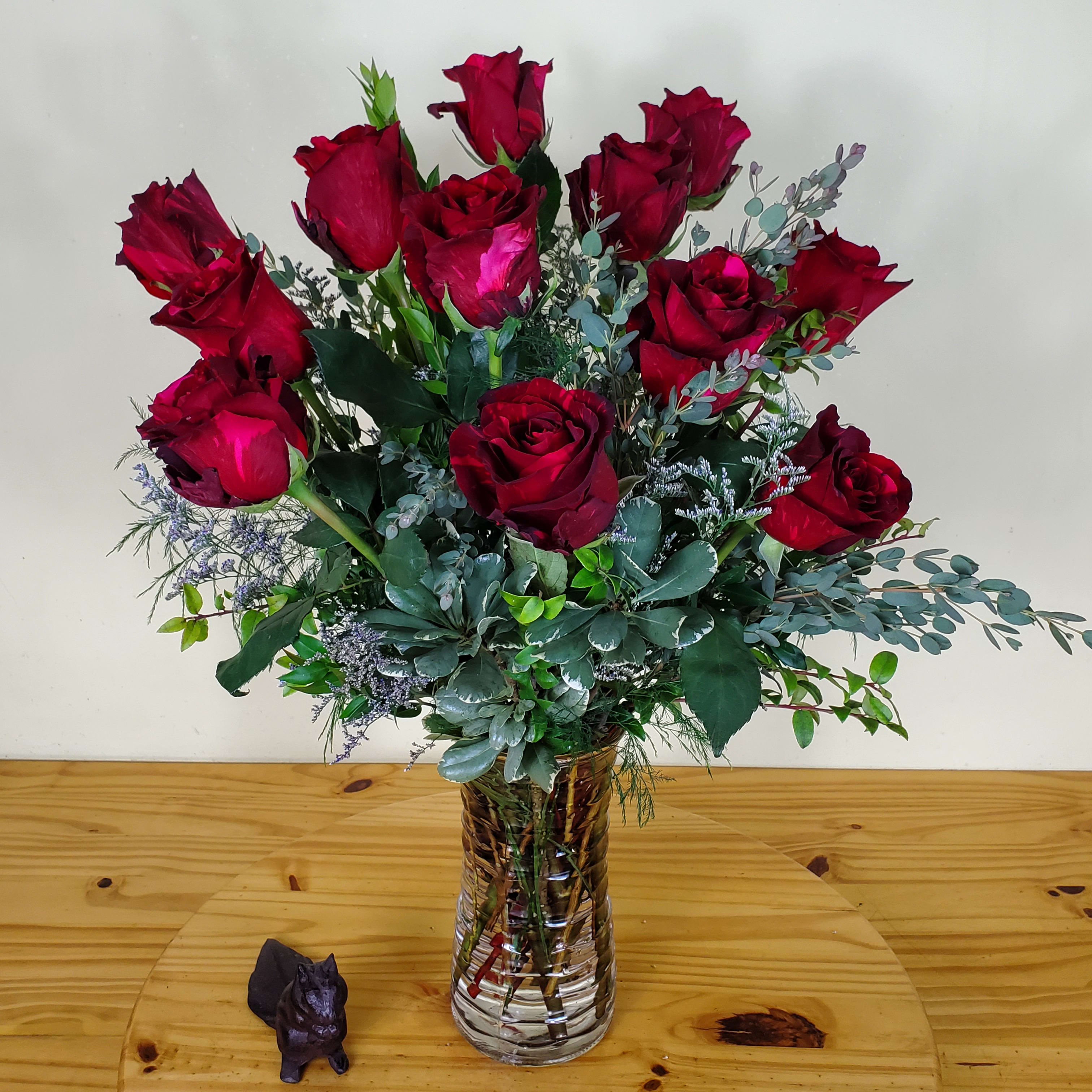 Red Dozen Roses Flower Delivery Appleton WI - Evergreen Florist