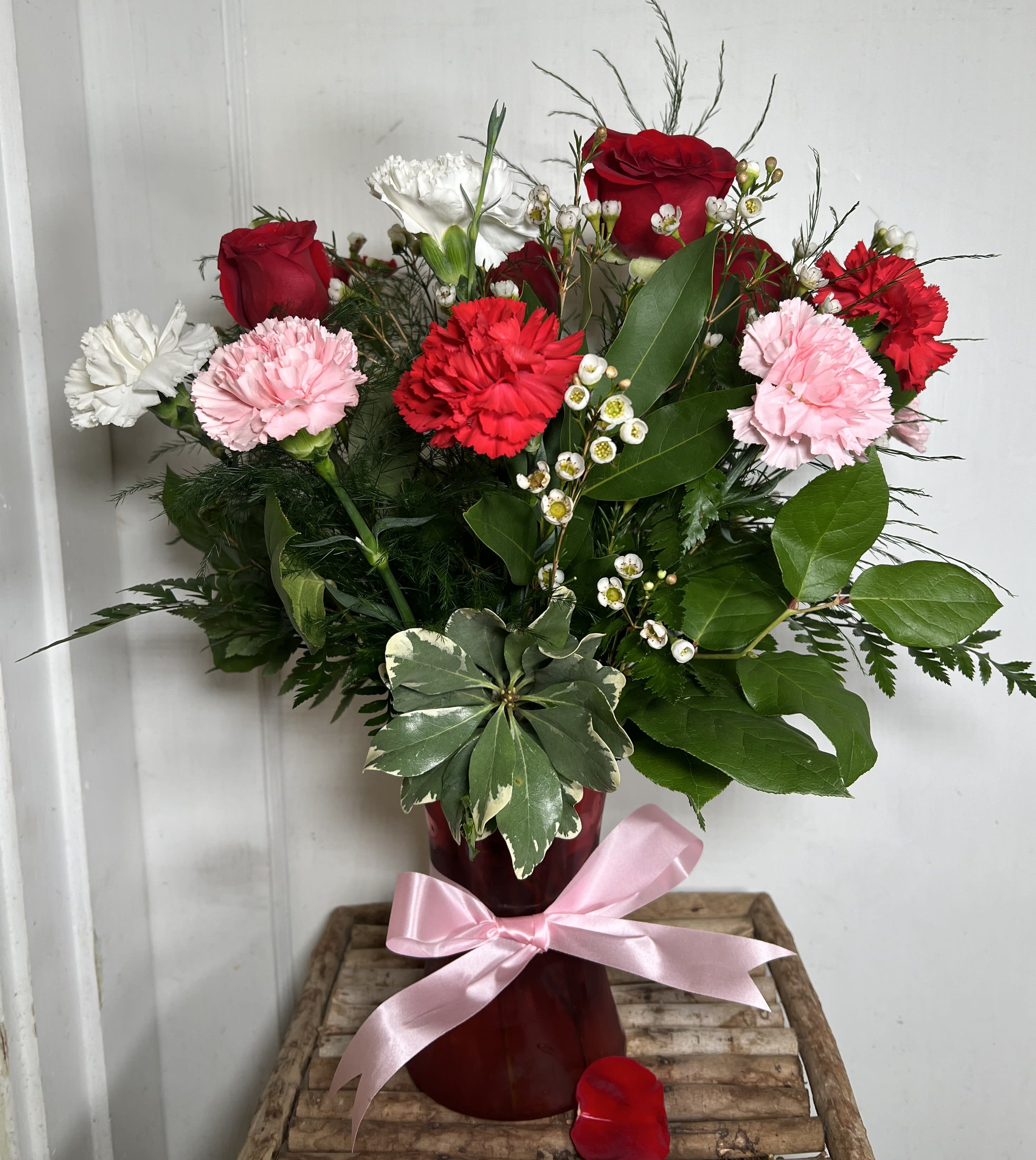 Pretty Bouquet Flower Delivery San Bruno CA - San Bruno Flower Fashions