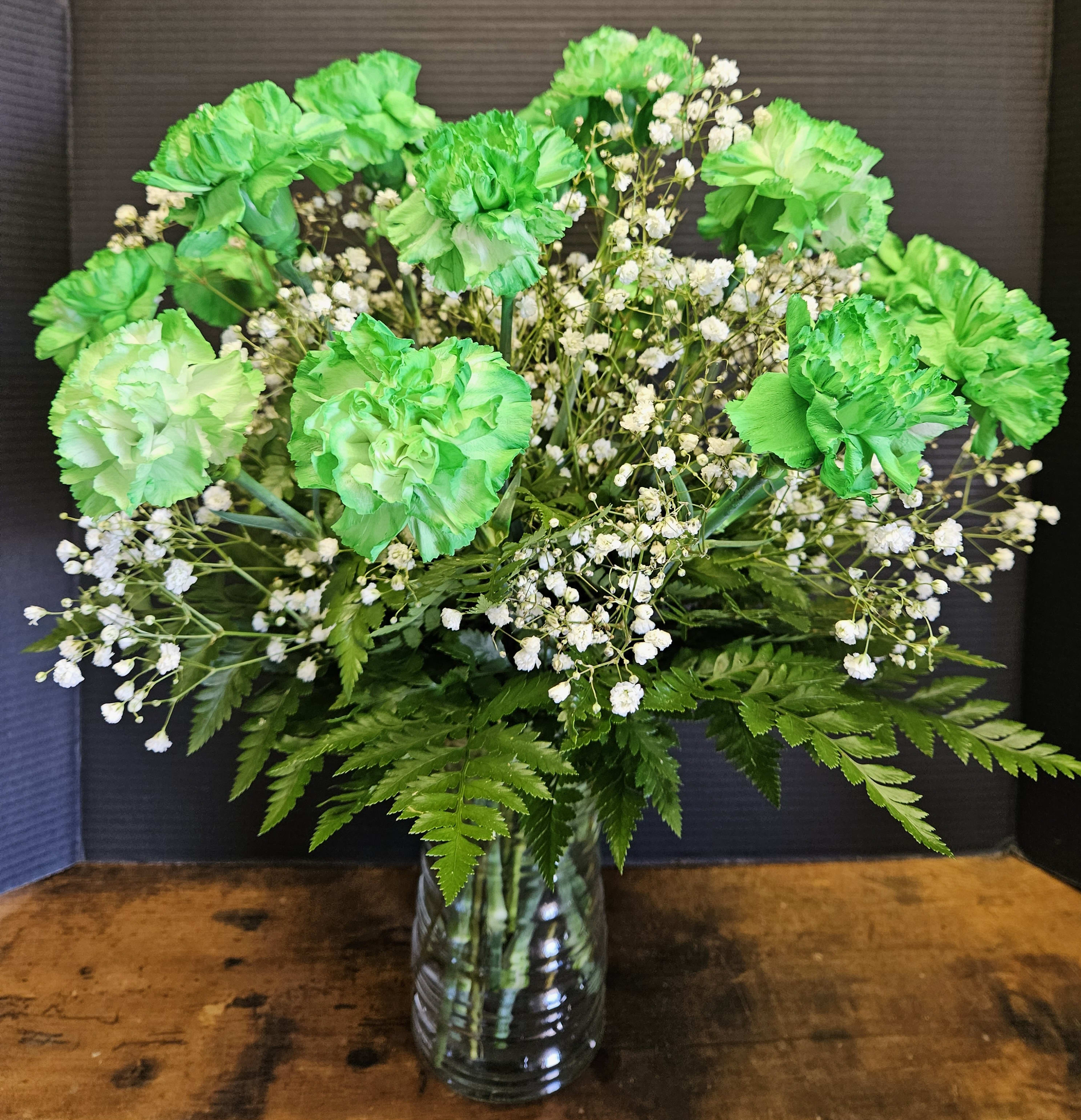 Lucky Dozen Flower Delivery Wilmington MA - Designs By Don Florist