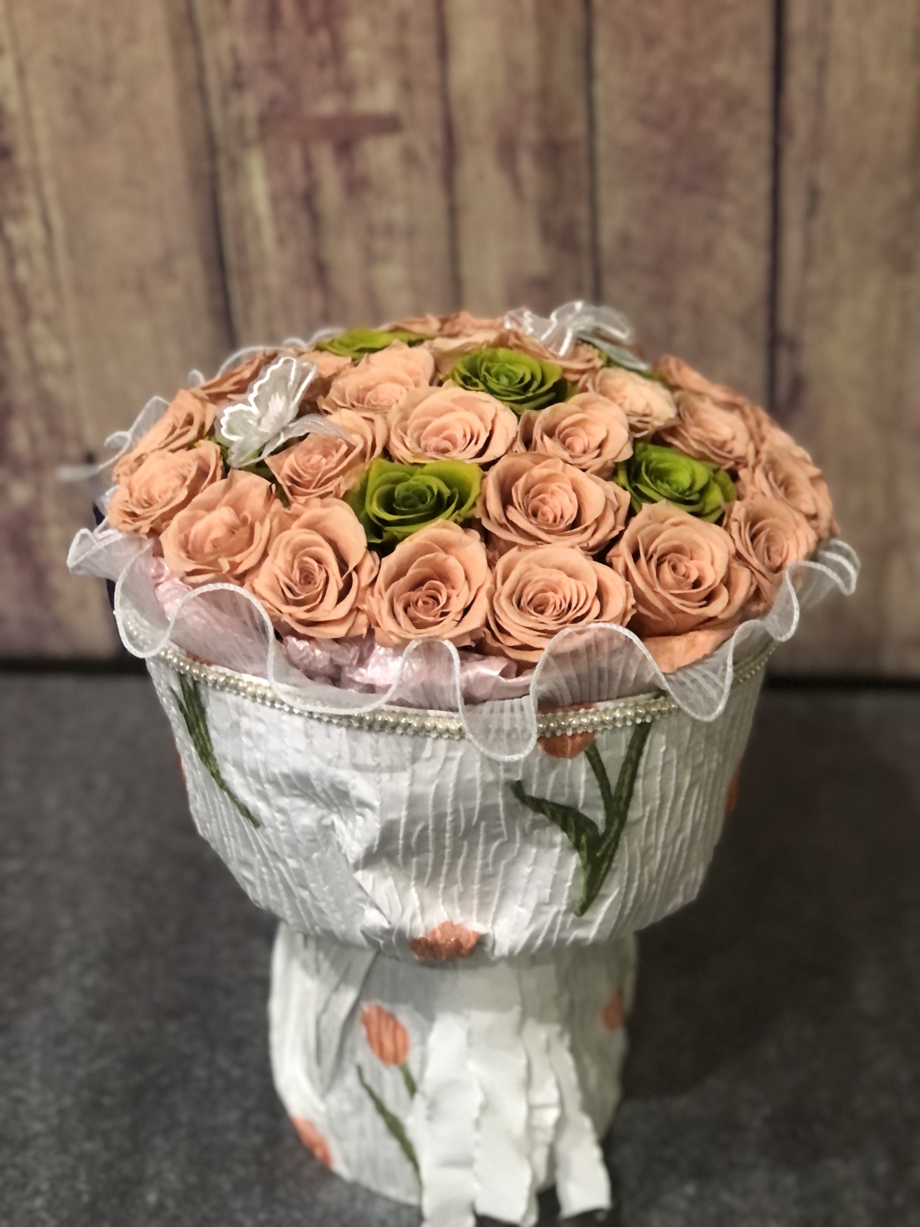 Freeze Dried Rose Bouquet PG - Send to Bridgeport, CT Today!