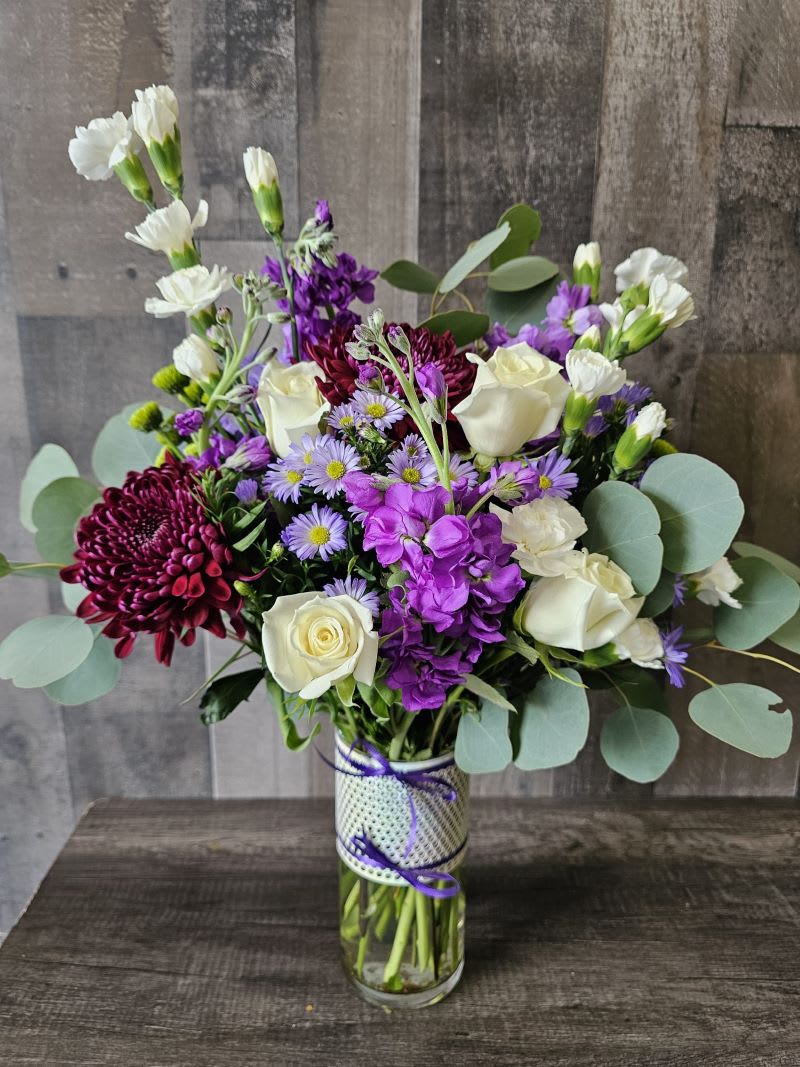 Soft Embrace Bouquet/ Florist at adolfos creation