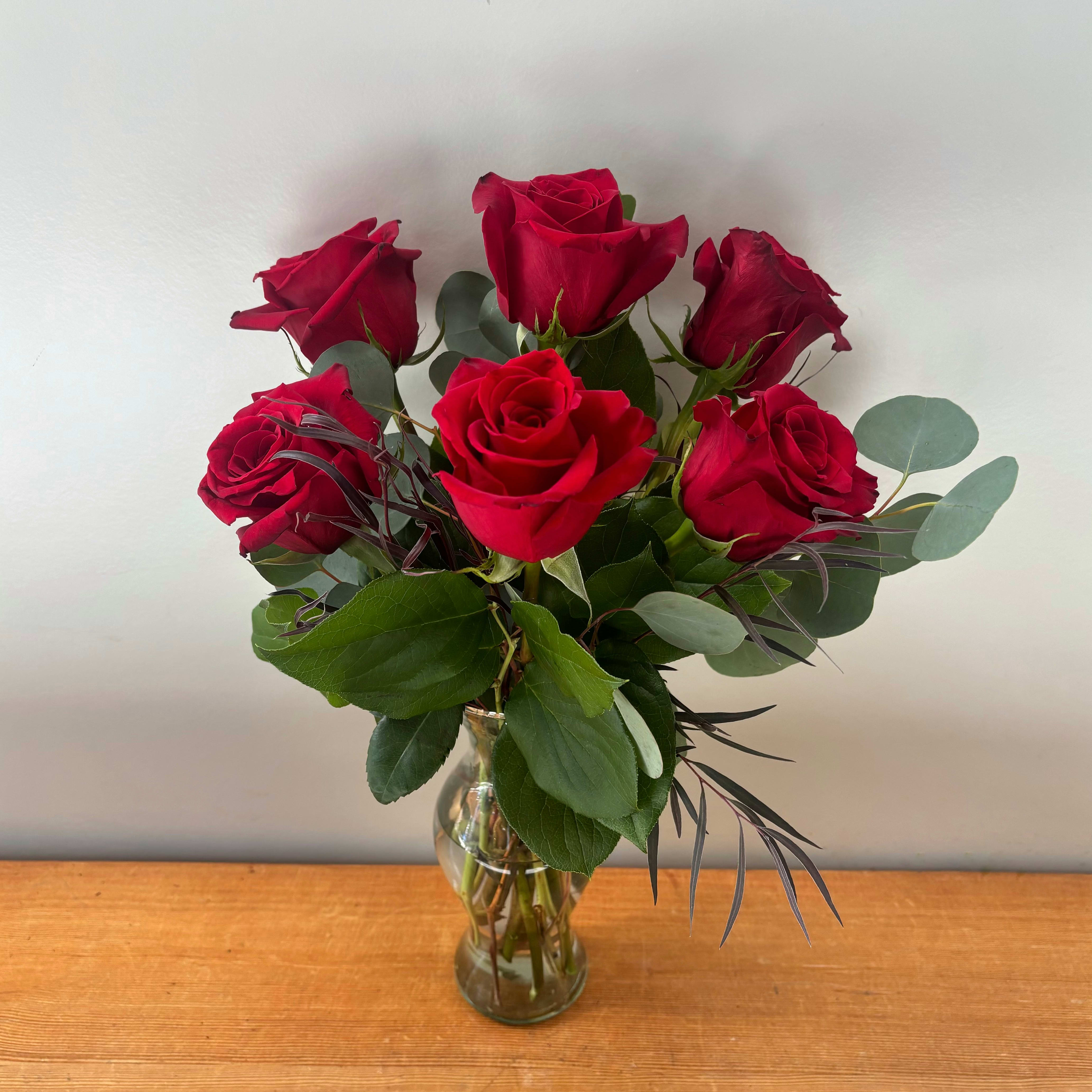 6 Roses in a vase- any colour | Poppies Floral Art