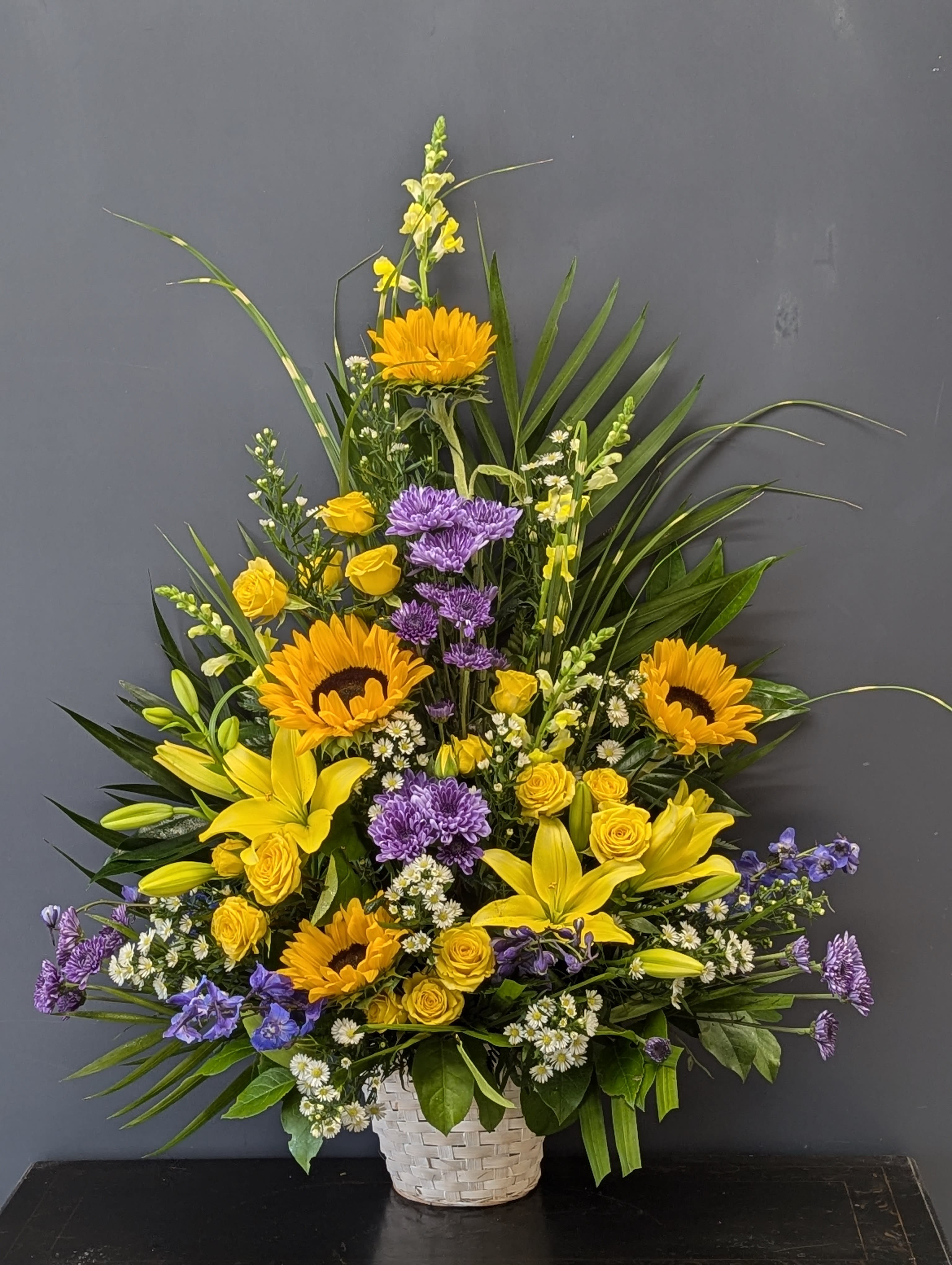 Bright and Beautiful Spray in Evanston, IL | Preston's Florist