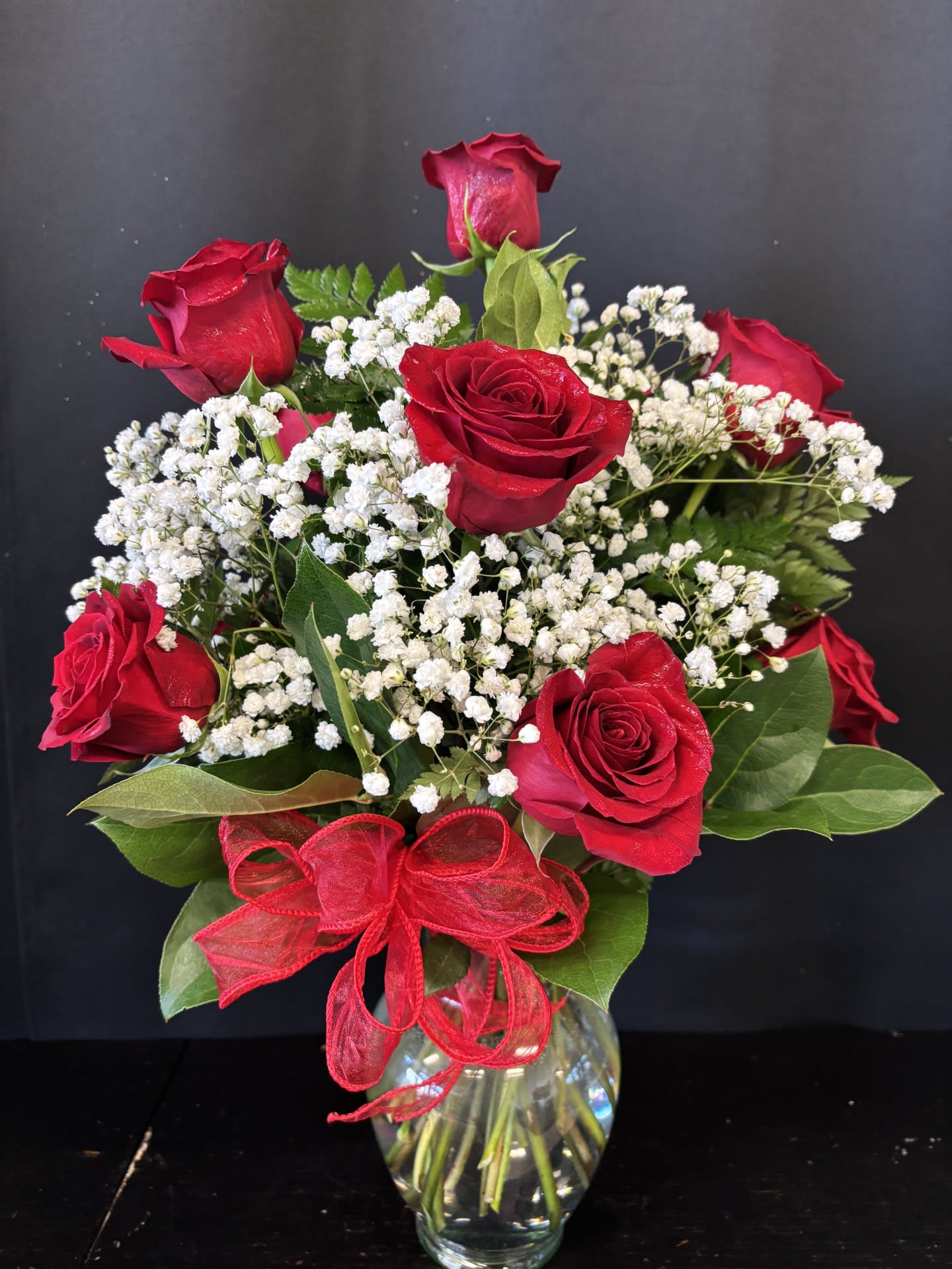 Dozen Red Roses Flower Delivery Roy Utah - Gibby Floral