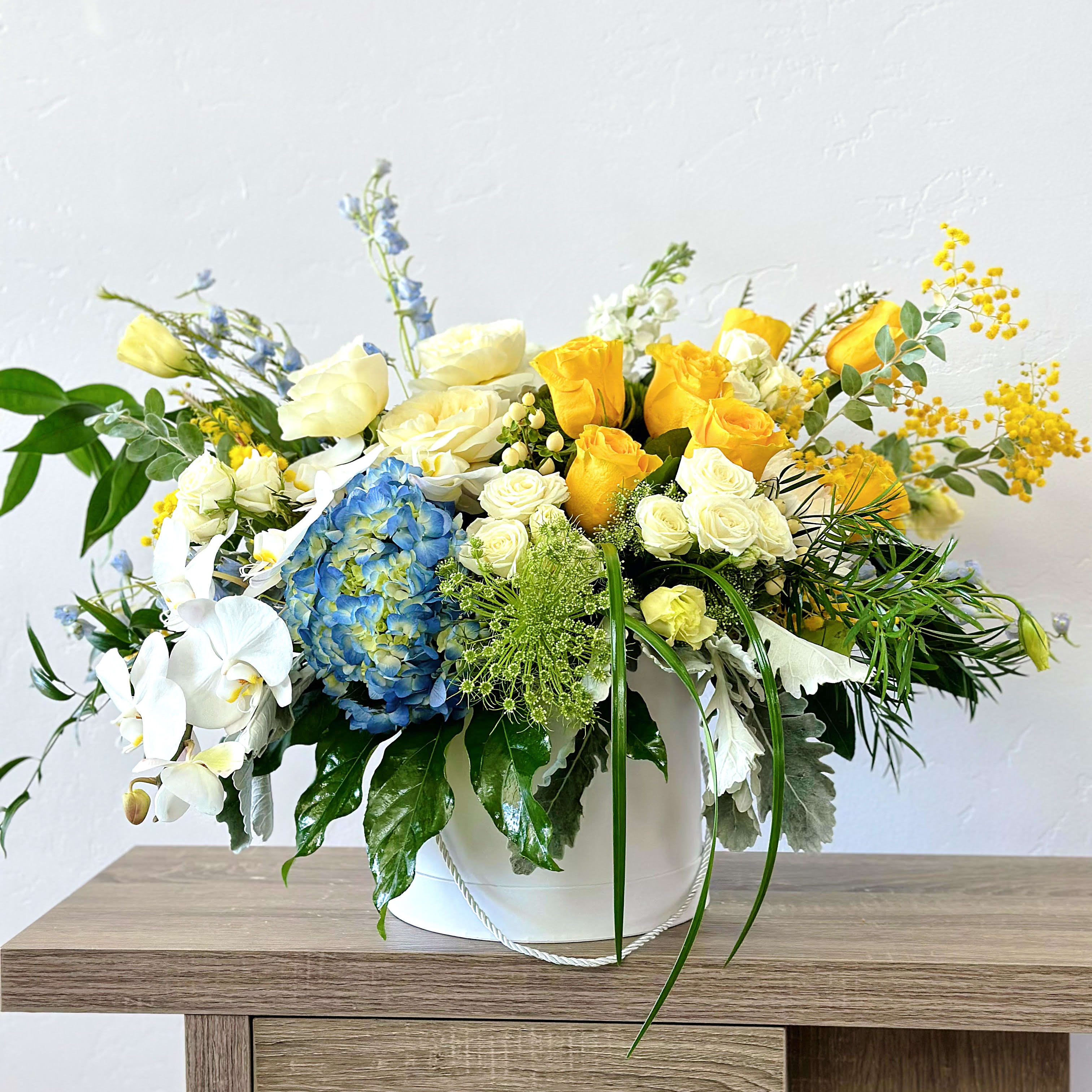 Ocean's Horizon By Elite Flower Delivery Glendale AZ - Elite Flowers ...