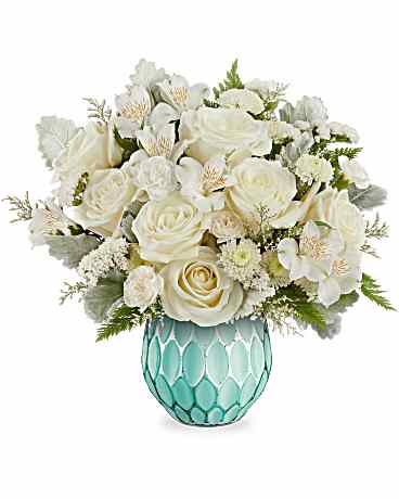 Teleflora Chic Charm Bouquet Flower Delivery Orrville OH - The Bouquet Shop