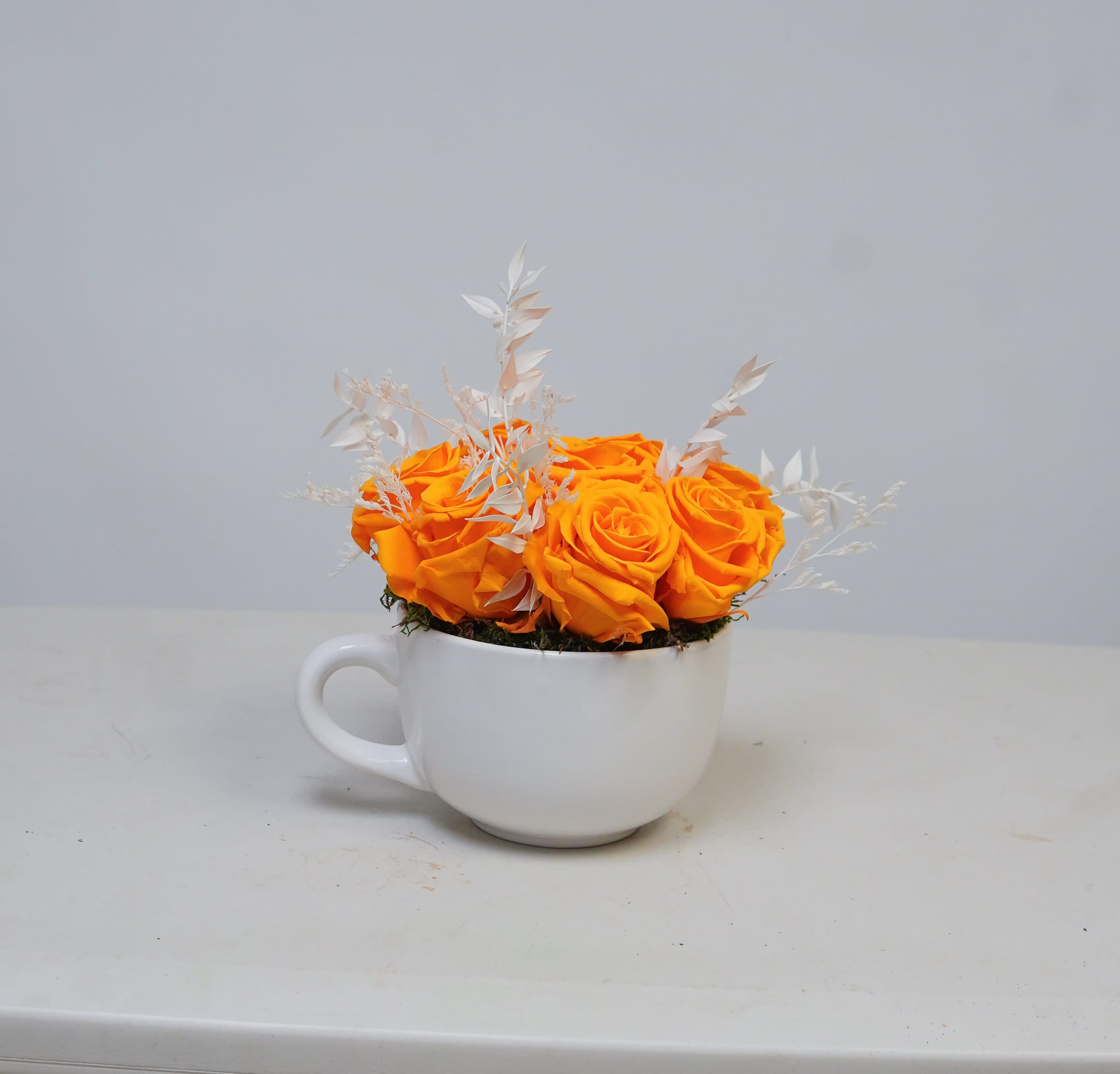 TZ-5 Taza con rosas y flores preservadas Flower Delivery San Juan ...