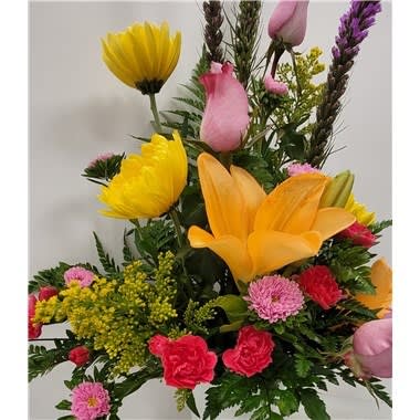 Basket Arrangements Gifts & Flowers | Springfield , MO Same Day Same ...