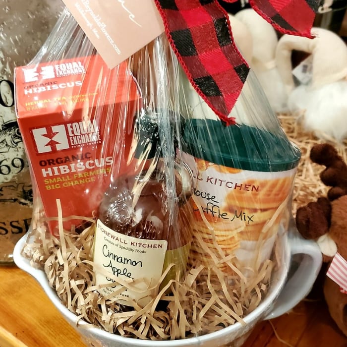 Breakfast Batter Bowl Set with Pancake : Middleboro, MA Florist, Wine ...