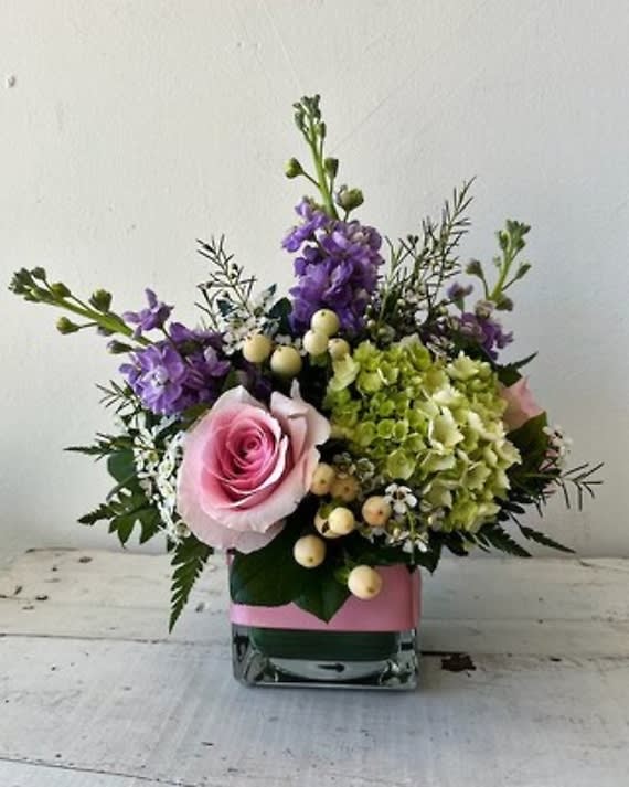 Everyday Flowers Flower Delivery Lynchburg VA - Blooms by Doyles