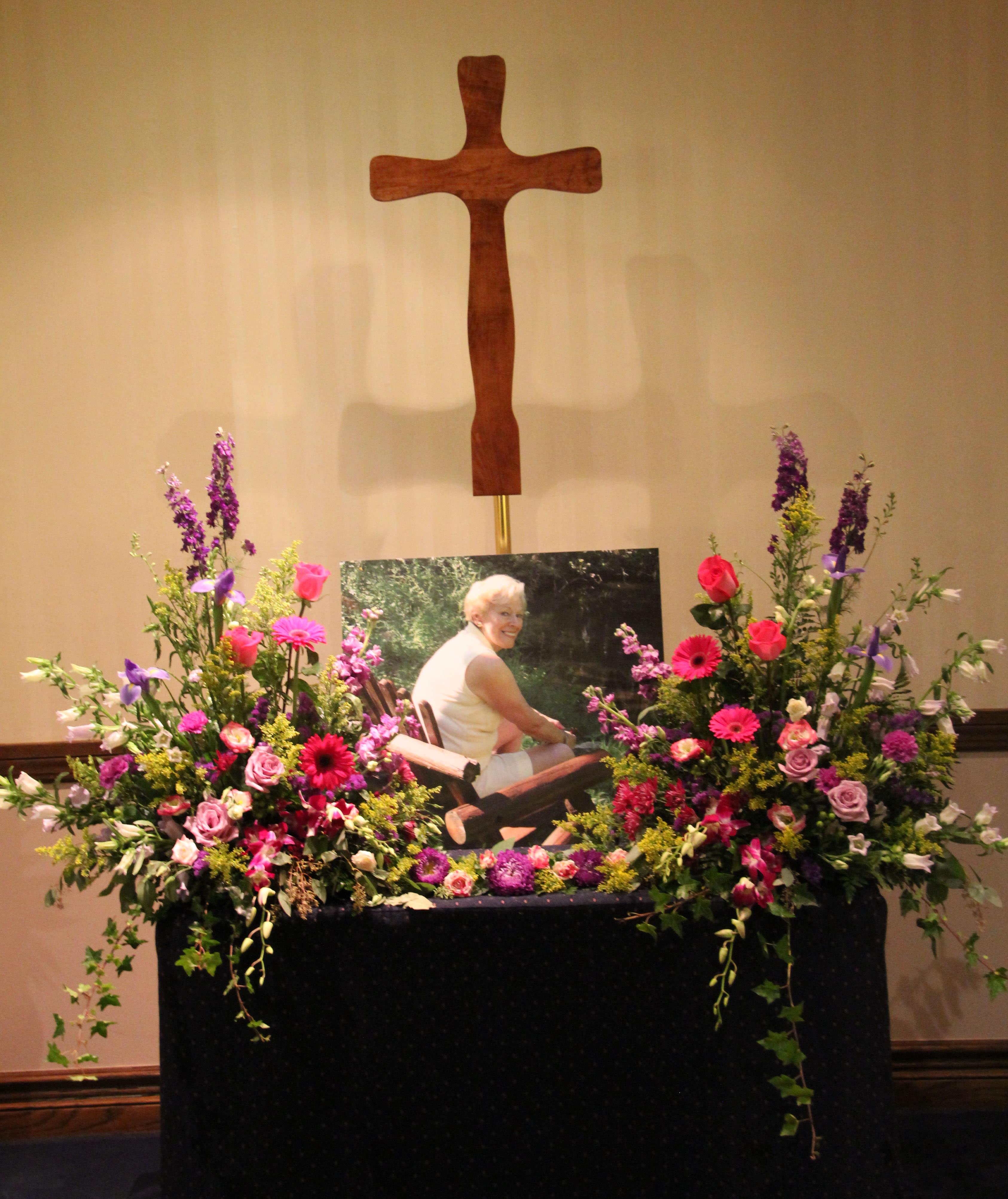 Cremation Memorial & Life Celebration flowers