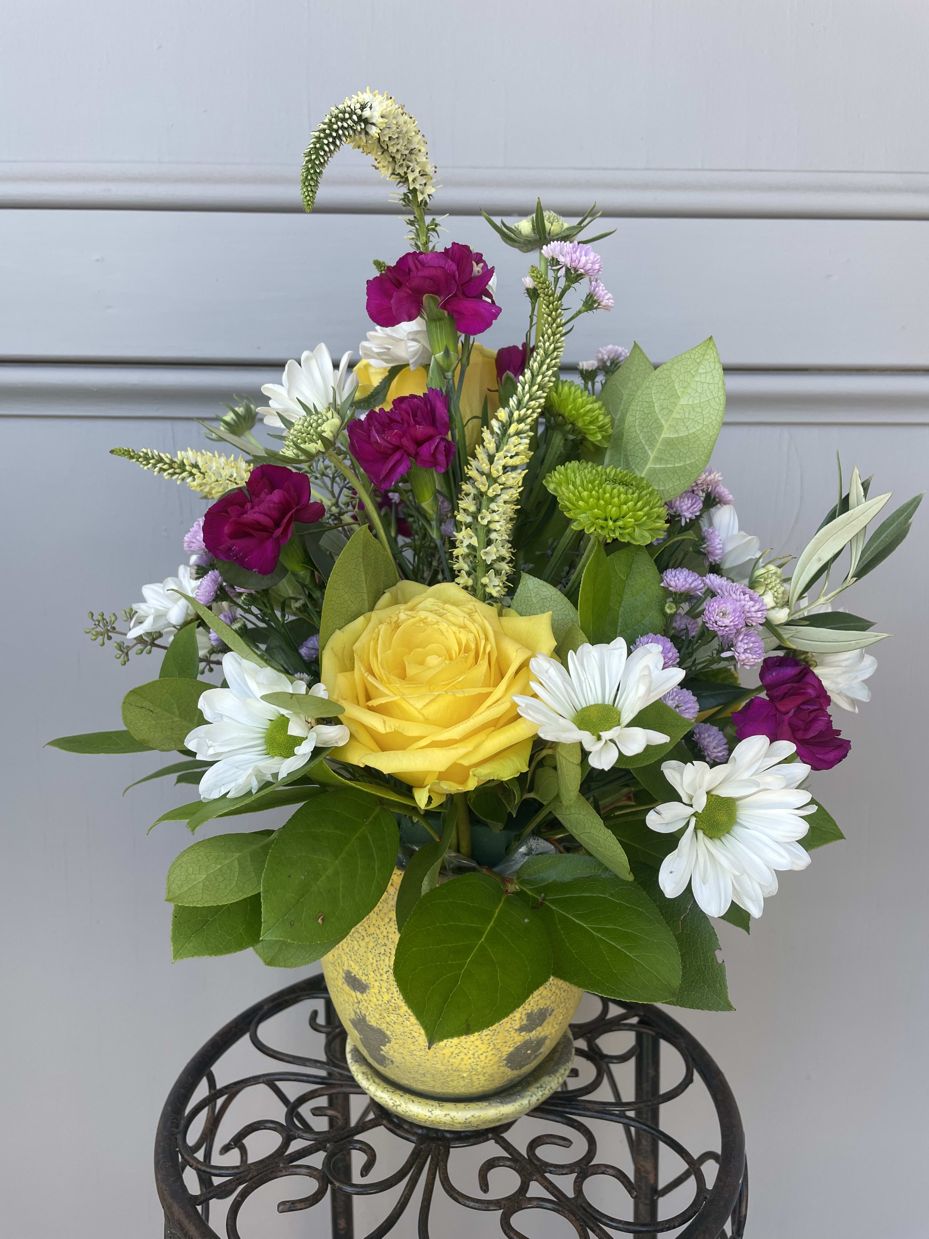 Lynchburg Florist | Flower Delivery Lynchburg VA by Blooms By Doyles