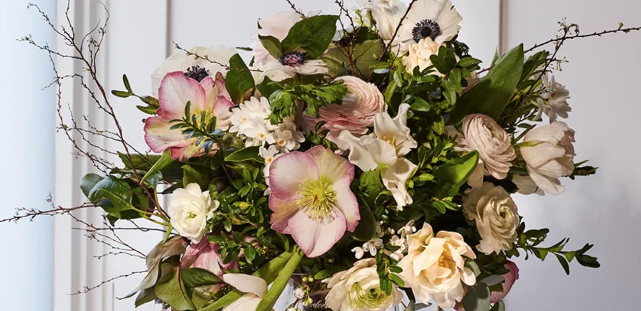 Florist | West Roxbury - Roslindale, MA | The Centerpiece Flower Shop