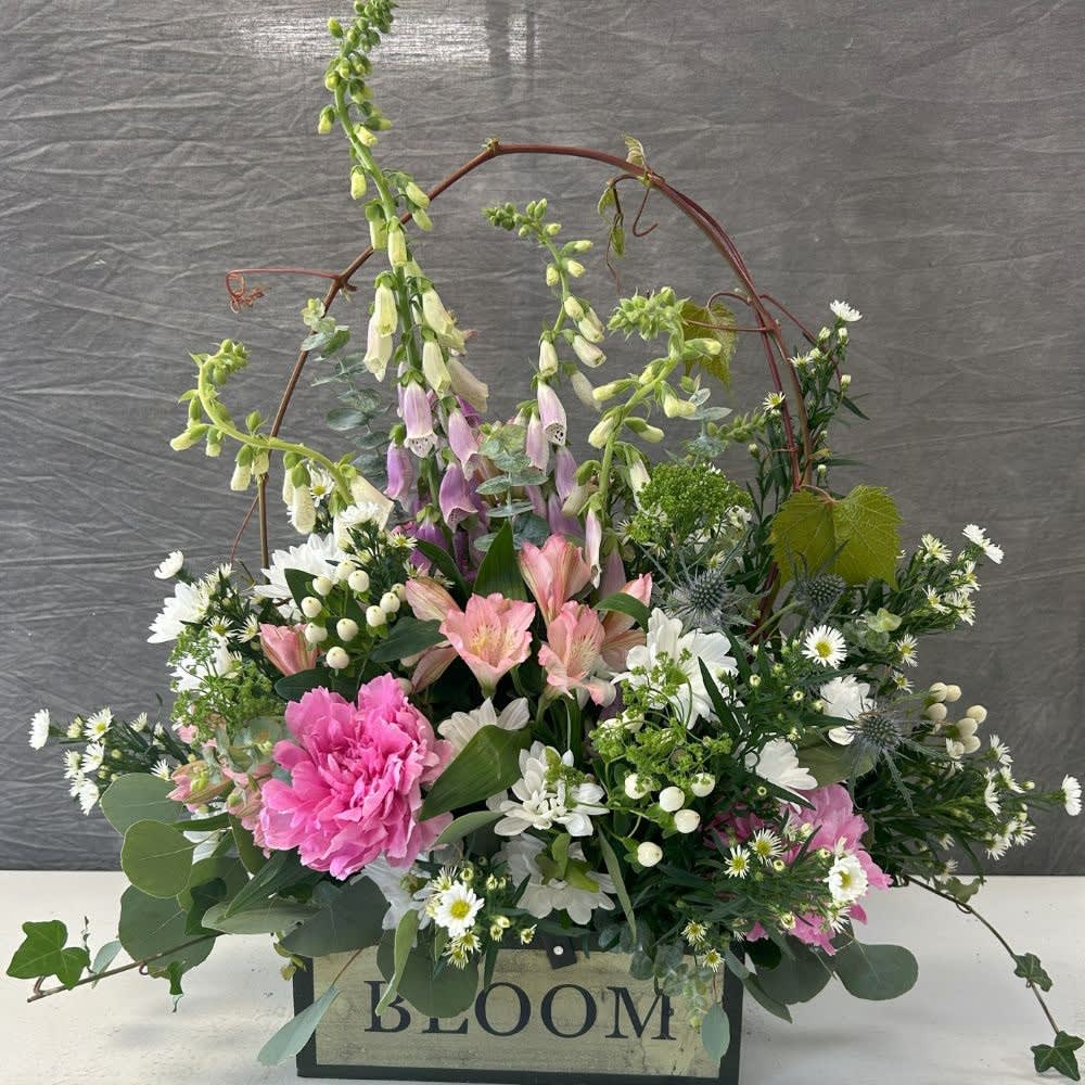 North Canton Florist - Flower Delivery by Seifert's Flower Mill
