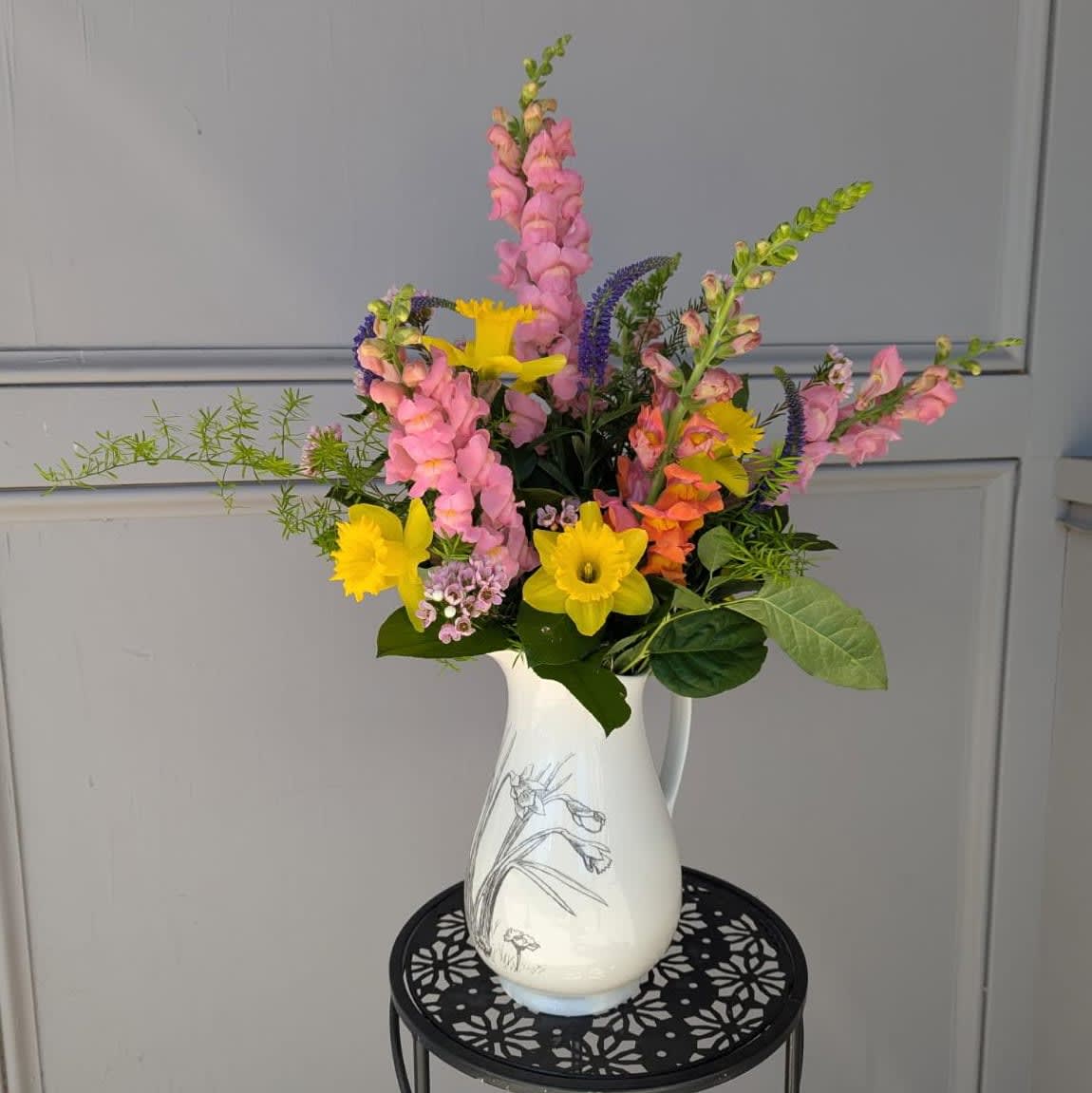 Lynchburg Florist | Flower Delivery Lynchburg VA by Blooms By Doyles