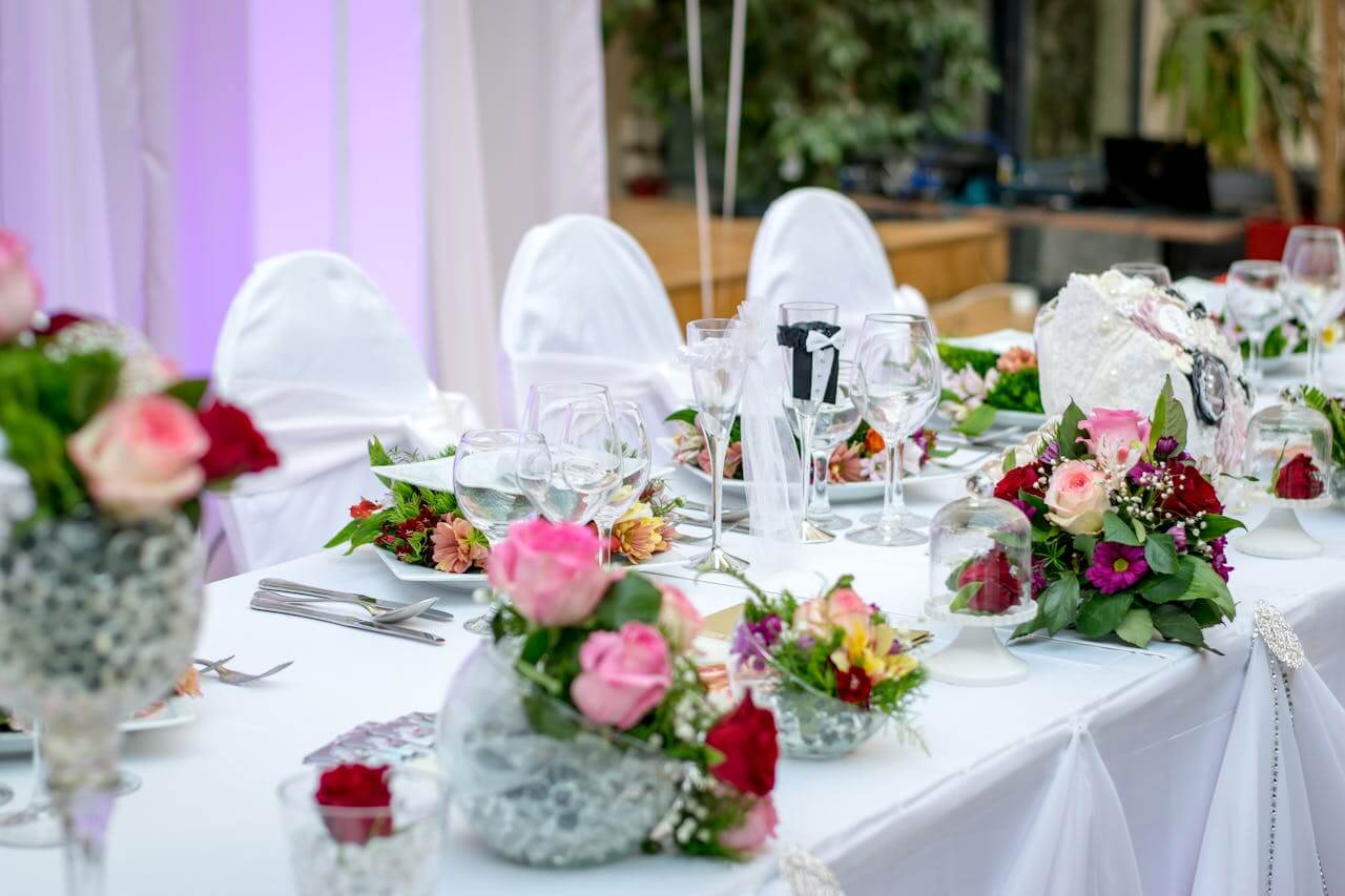 How to Attract Wedding Clients: Tips for Booking a Wedding Florist