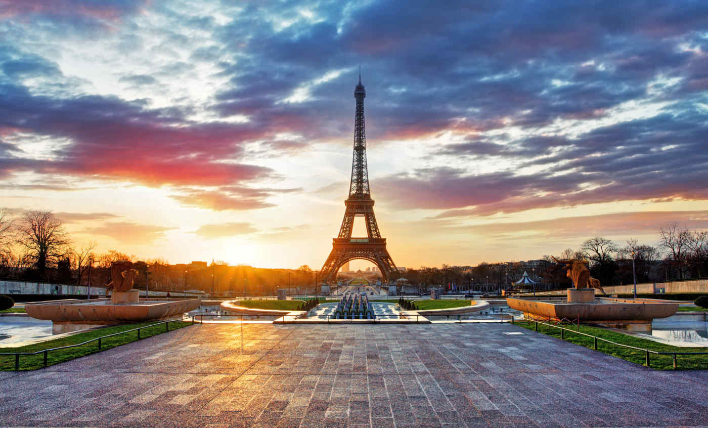Fully Escorted Tours, Multi City Vacation & Flight Deals to Paris - 2026