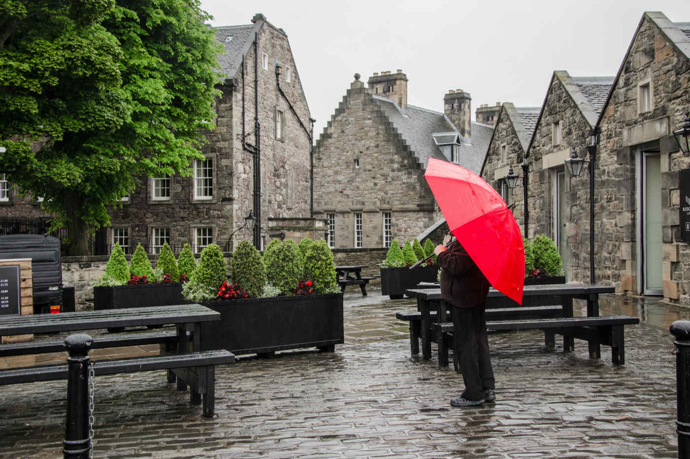 What to Do When it Rains in Edinburgh | GreatValueVacations.ca