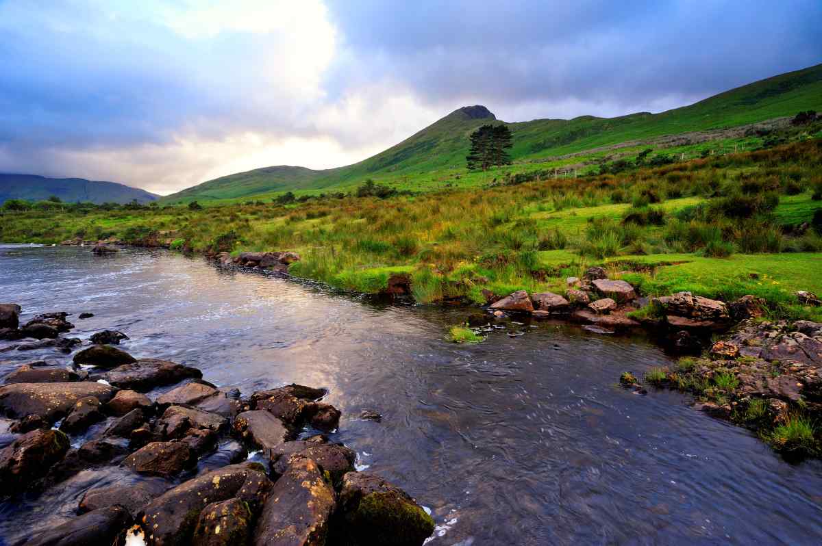 Killarney Cottage Experience + 5-star Hotel w/Dublin - Vacation Package ...