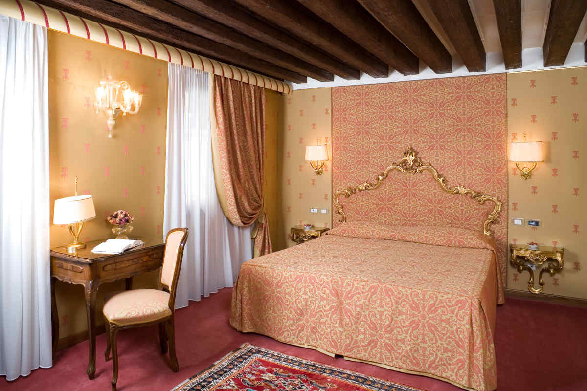 Hotel Locanda Vivaldi, Venice | GreatValueVacations.com