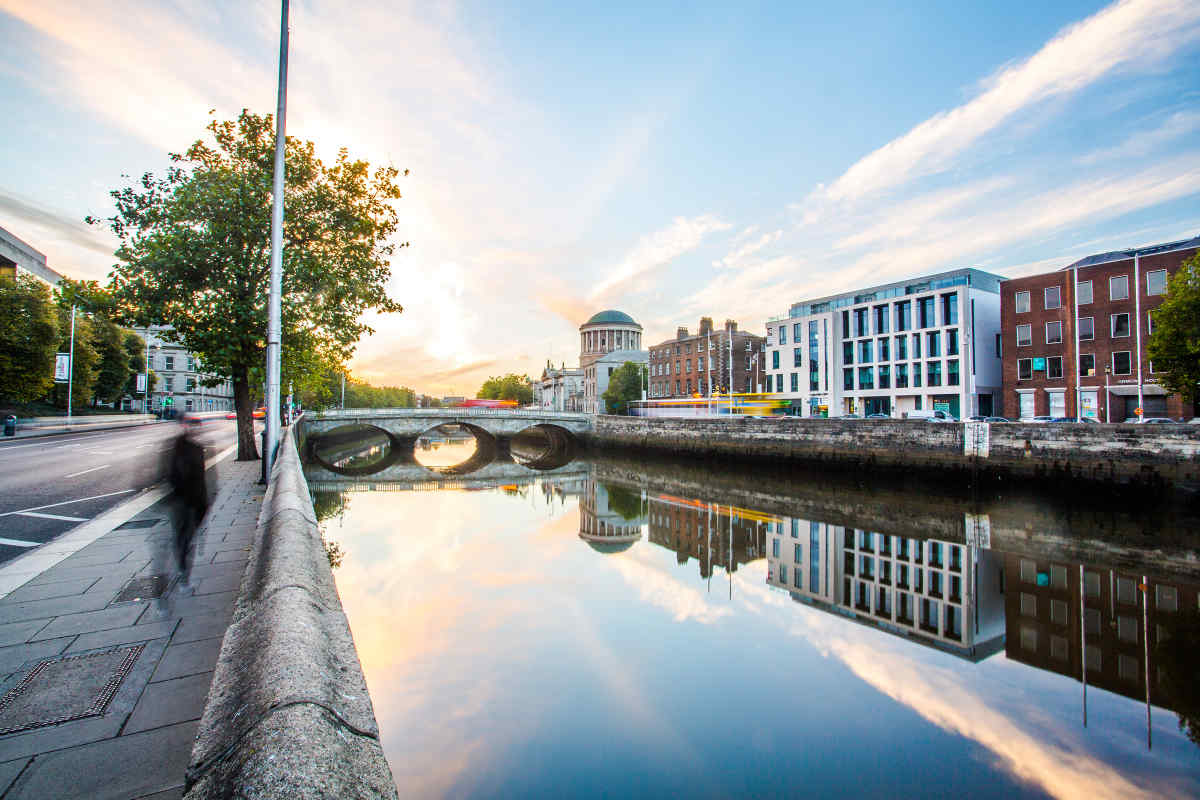 Ireland's Best: Belfast, Dublin & Wild Atlantic Way - Vacation Package ...