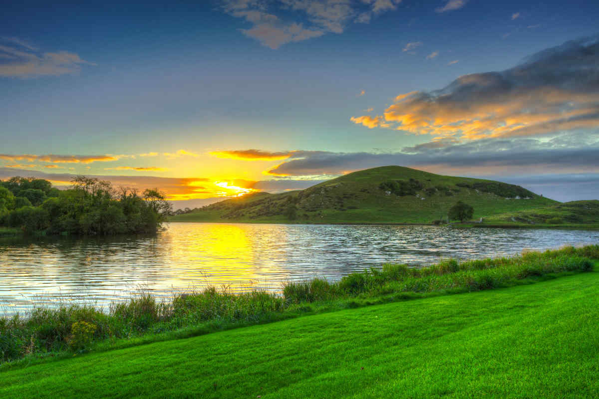 Exploring the Emerald Isle Upgrade - Vacation Package & Tour