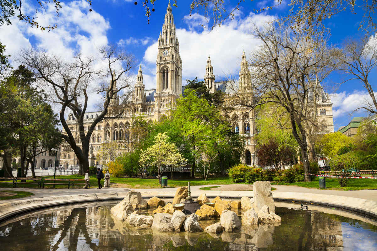 Paris & Vienna - Vacation Package & Tour