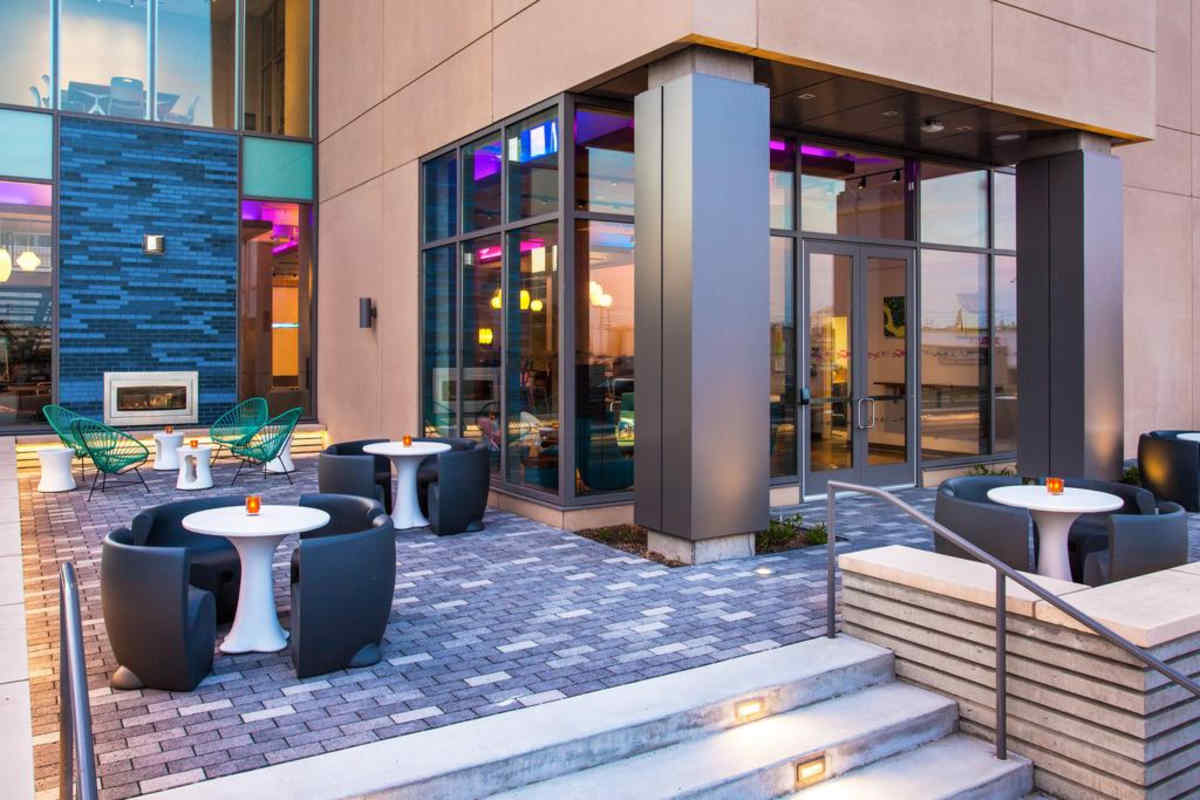 Aloft Boston Seaport District, Boston | GreatValueVacations.com