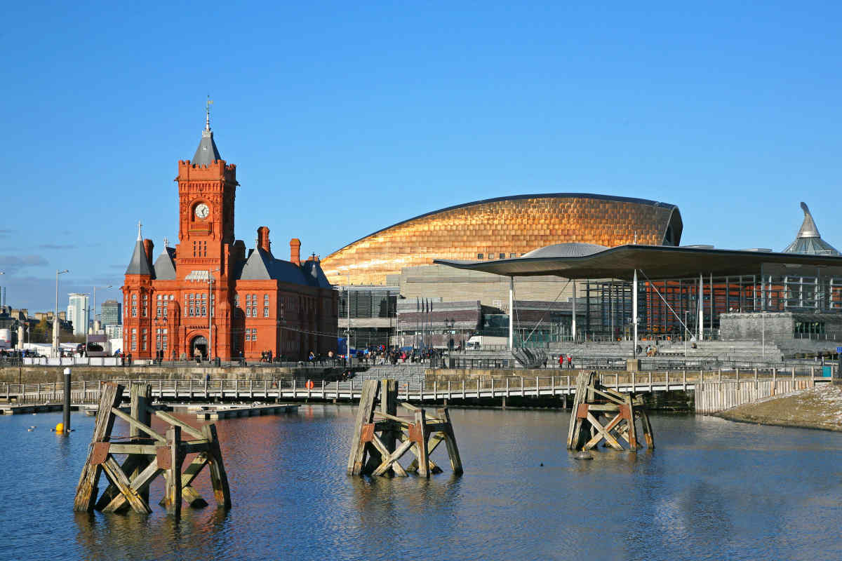 Cardiff Explorer - Vacation Package & Tour