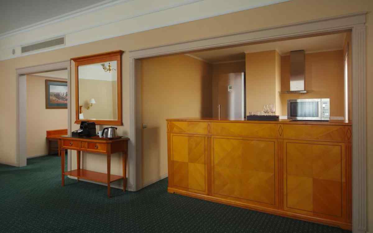 Moscow Marriott Grand Hotel, Moscow | GreatValueVacations.com