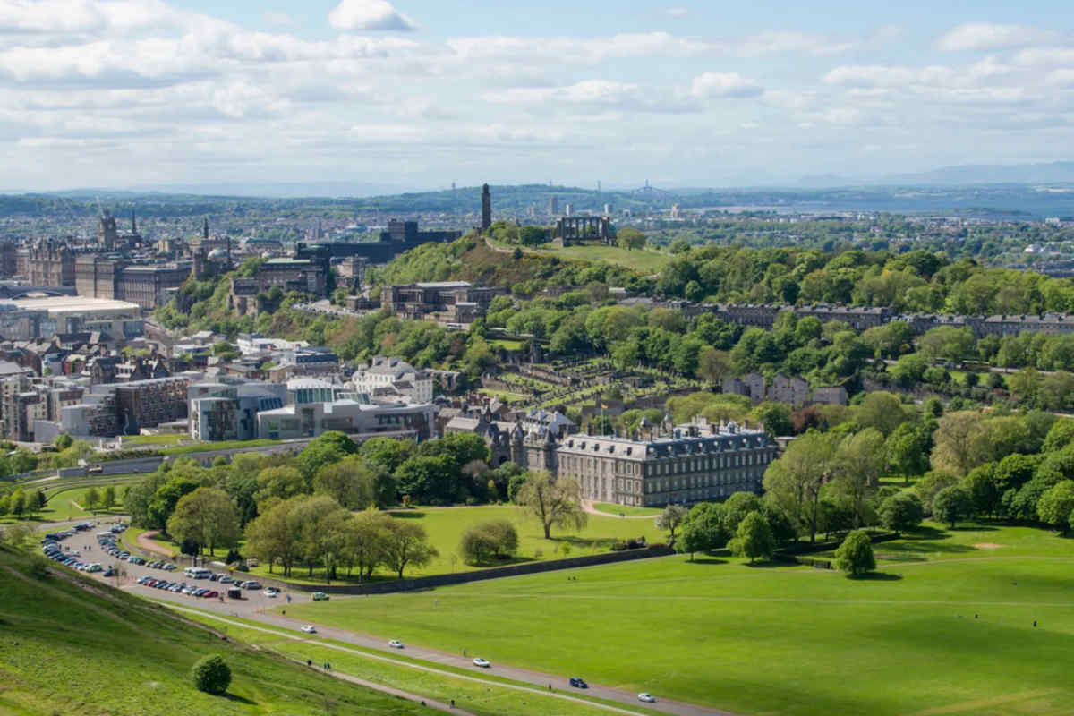 Explore London & Edinburgh by Rail Vacation Packages ...