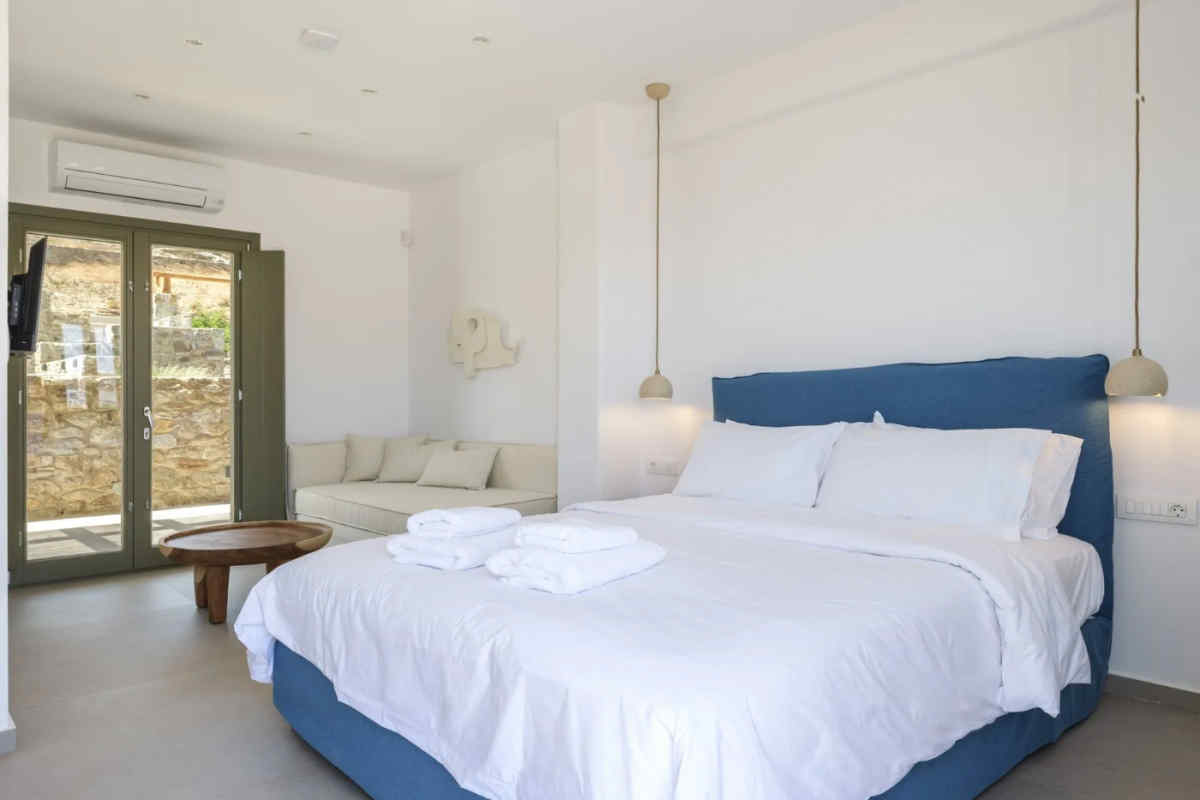 Mykonos Magic: Mykonian Shades Studios and Suites - Holiday Package & Tour