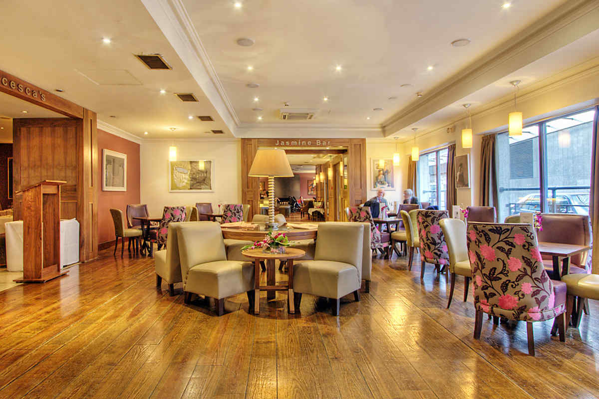 Brooks Hotel Dublin, Dublin | AerLingusVacationStore.com
