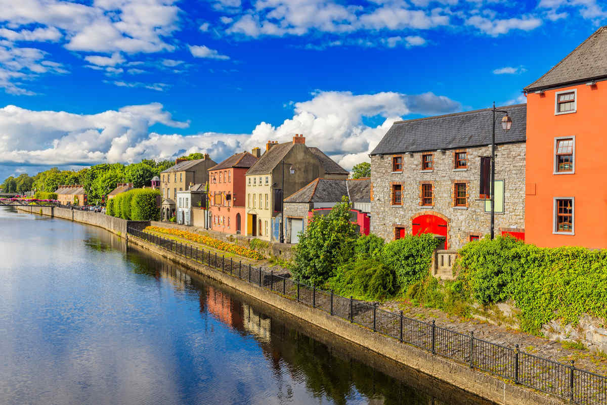 Vacations and Trips from Canada to Ireland | GreatValueVacations Canada